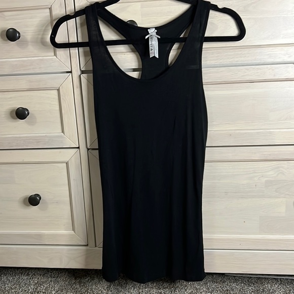Tops | Basic Stretchy Tank | Poshmark